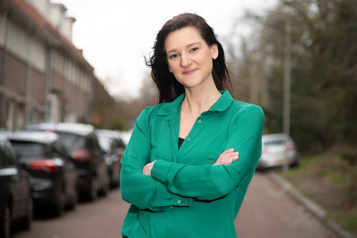 Arnhemse Sarah Dobbe tóch naar Tweede Kamer door vertrek Marijnissen ...