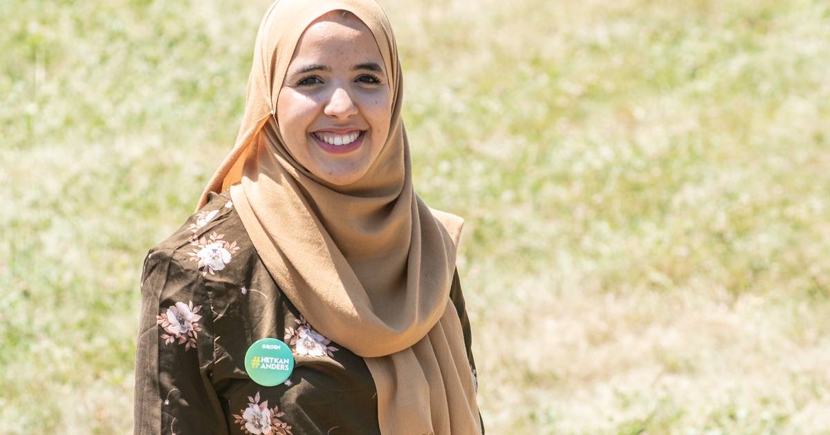 Imane Mazouz (Groen) beschuldigt stadsbestuur van discriminatie: “Wie ...