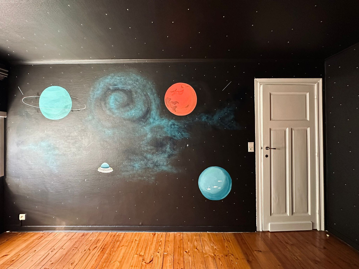 Met verf en kwast vervult Oostendse Celine (27) wens van pleegmeisje (9 ...