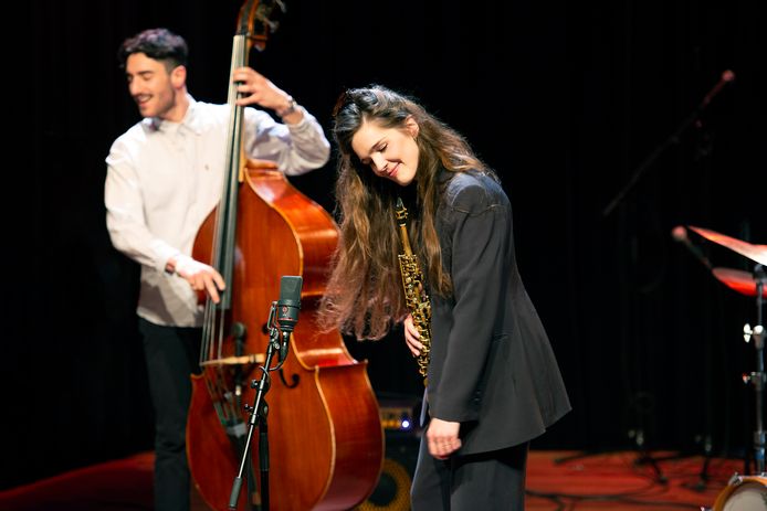 Kika Sprangers: ‘Die sax leg ik nooit aan de kant’ | Arnhem ...