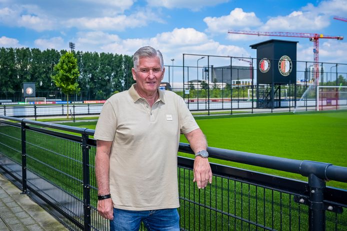 Cor Adriaanse was jeugdtrainer van zeven spelers die nu op EK actief ...