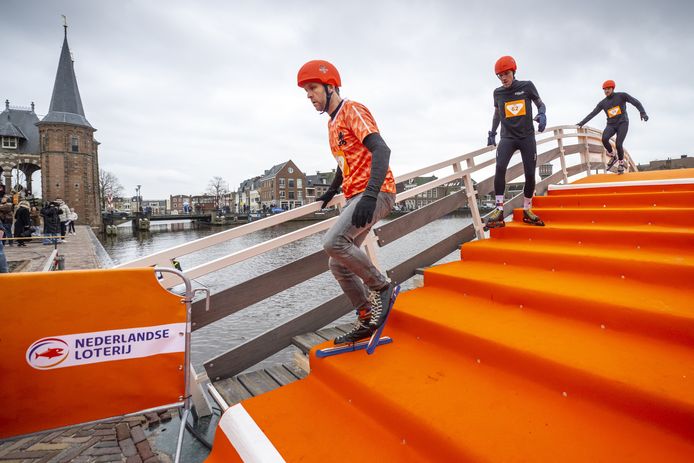 Joost van Dobbenburgh wint NK klunen met schaatsen van 7,50 euro: ‘Bij ...