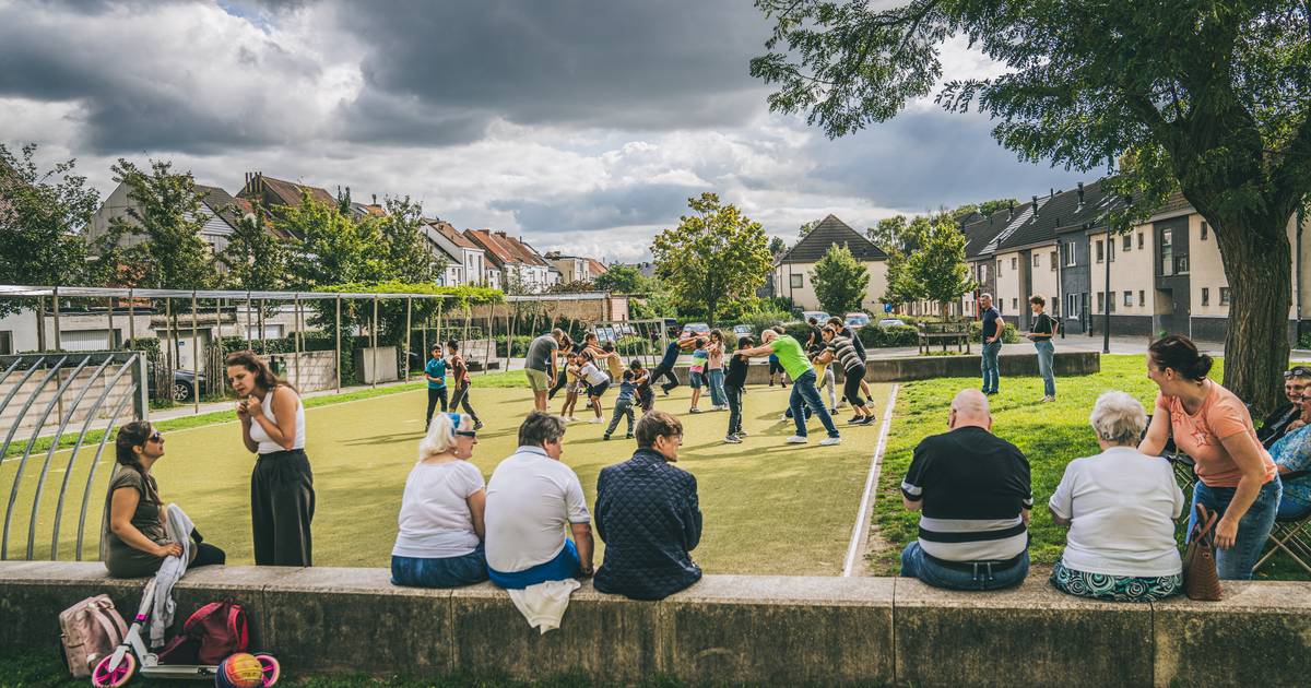 Politie ‘op de vuist’ met kinderen in Ledeberg: “Zorgt voor meer ...