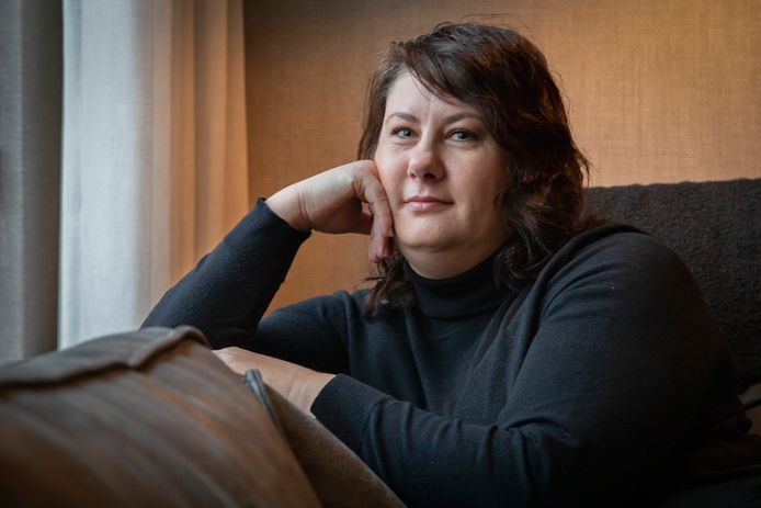 Longcovidpatiënt Simone twijfelt niet meer over haar ziekte: ‘Ik leef ...