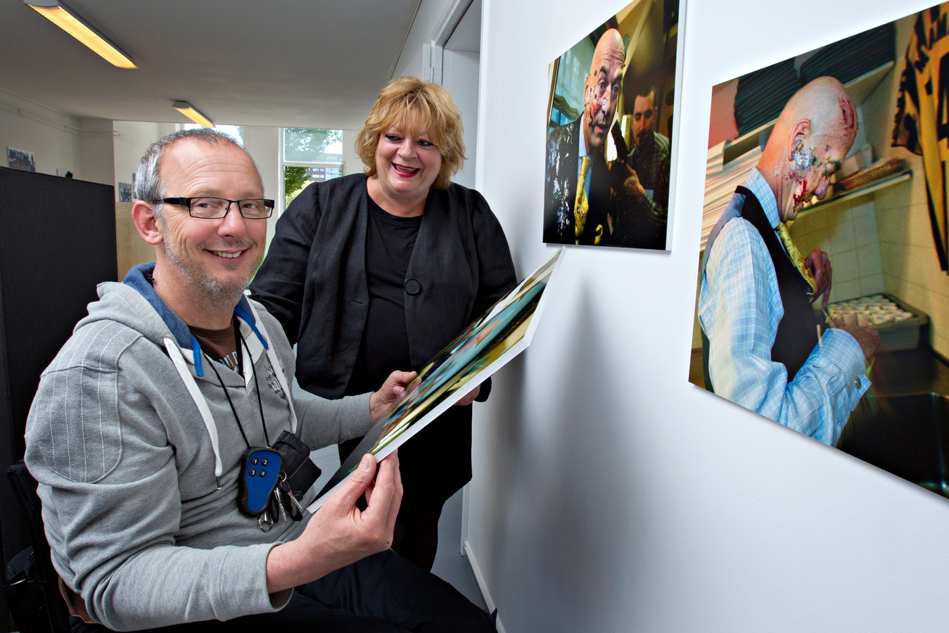 Geliefde Ellen richtte een galerie op ter ere van haar overleden ...