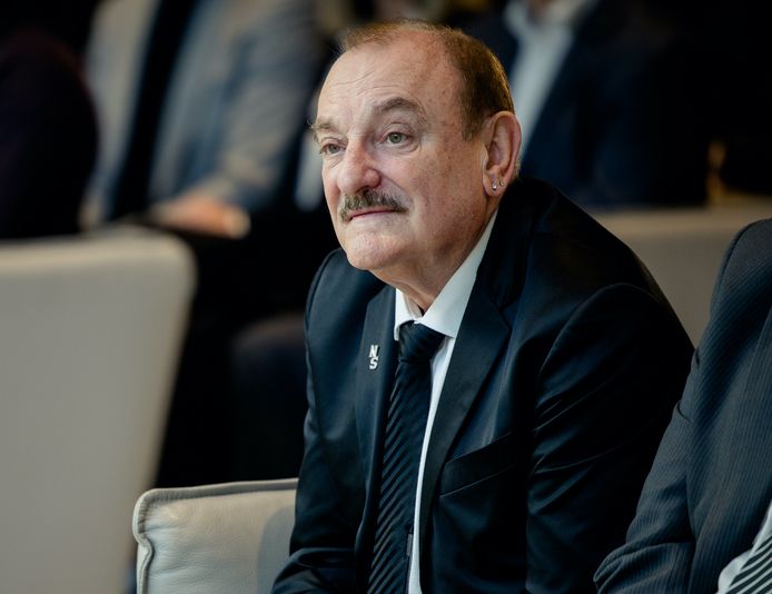 Hugo Sigal opnieuw aan het werk na overlijden Nicole: “Ik krijg hulp ...