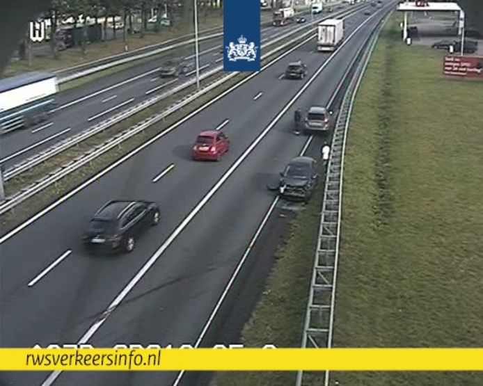Twee rijstroken dicht na ongeval op A27 | Utrecht | AD.nl