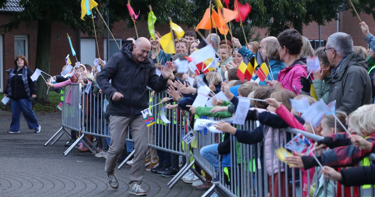 GLS Ruiter zwaait directeur Patrick Baert uit na 41 jaar dienst ...