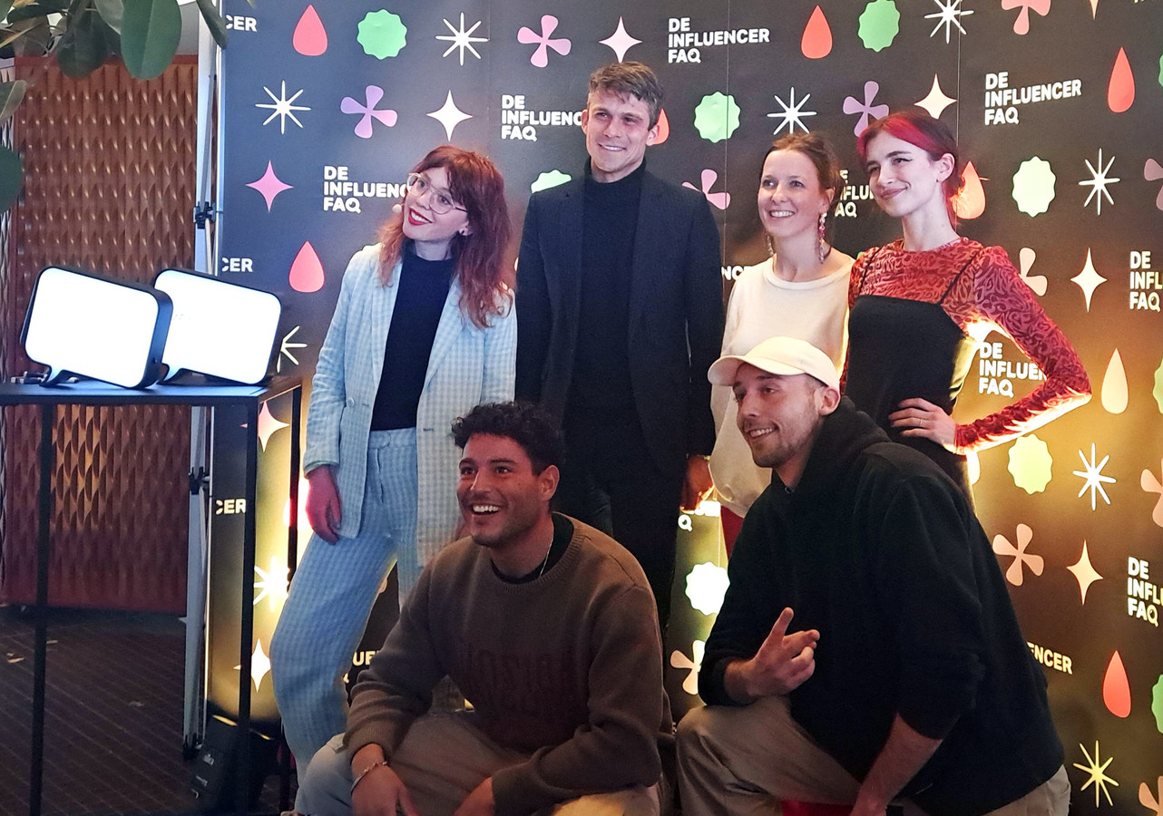 Influencers krijgen nu do’s en don’ts van de overheid. “Fijn. Ik moest ...