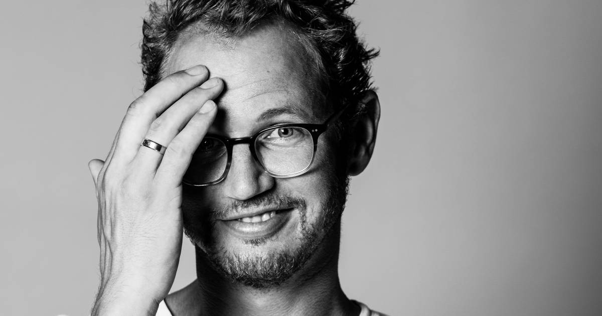Het coronavirus kreeg cabaretier Johan Goossens te pakken, nu wil hij ...