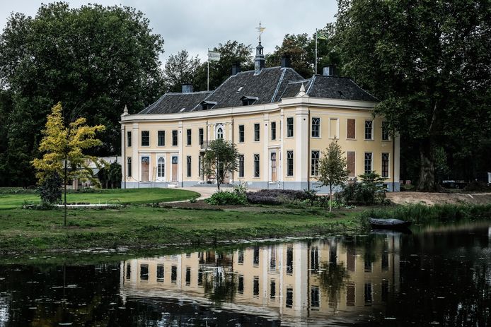 Grootscheepse renovatie Huis Landfort bijna klaar: ‘In 2023 gaan we officieel open’ | Oude ...