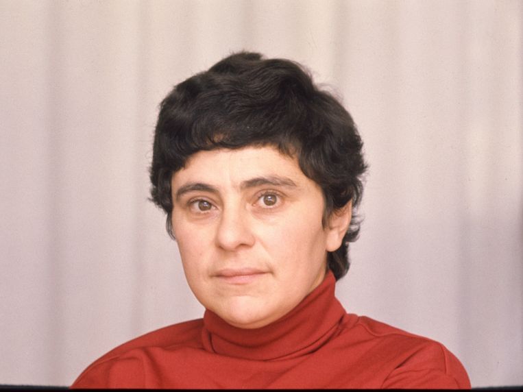 In een nieuwe bloemlezing schittert Andreas Burnier als intelligente en ...