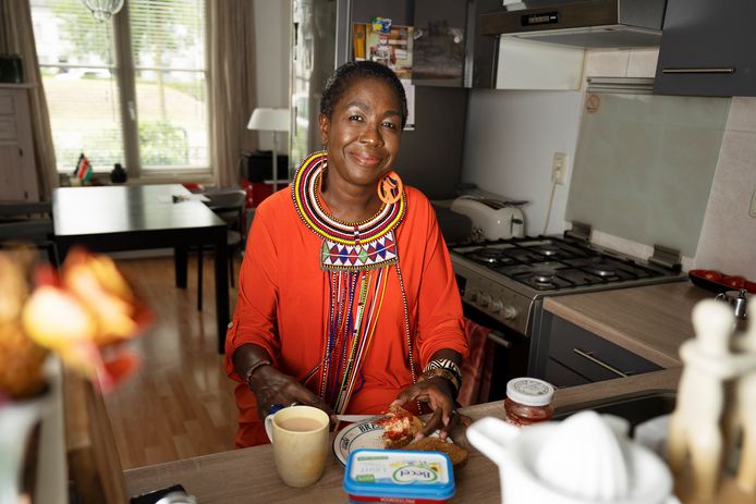 Kadogo groeide op in honger en wil anderen dat besparen: ‘Kindje daar is heel blij met boterham ...