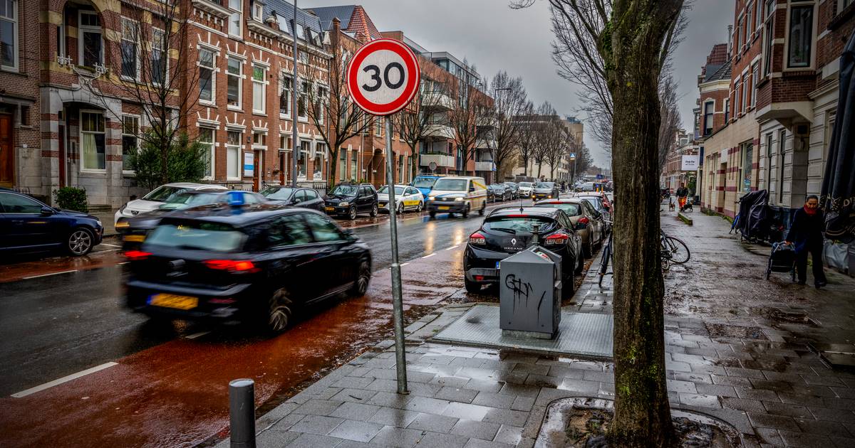 Snelheid op meer plekken naar 30 kilometer, hulpdiensten waarschuwen: ‘Aanrijtijden lopen zo op ...