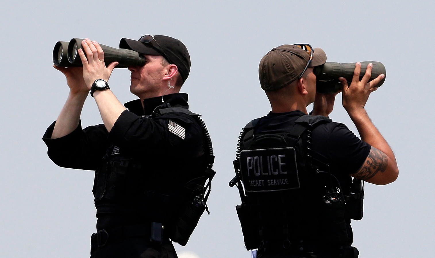 Geheim agenten in problemen na selfie met Trumps slapende kleinzoon ...