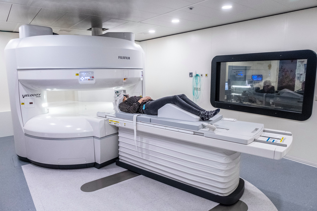 Doodsbang in tunnel van MRI-scanner? Dit nieuwe exemplaar biedt ...