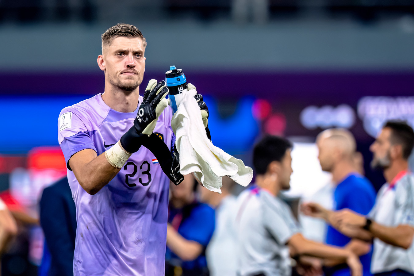 Lachende Andries Noppert: ‘Of ik de slechtst betaalde speler bij Oranje ...