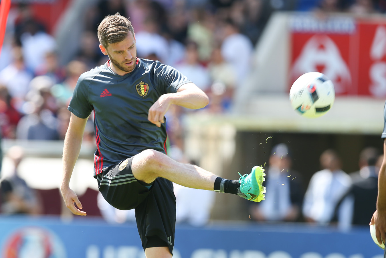 Herbeleef EK-dag: Hazard moest training voortijdig verlaten | Foto | hln.be