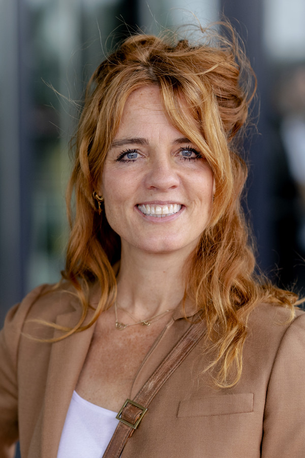 Ilse Warringa geeft klassieker Robin Hood een Twentse twist | Foto | AD.nl