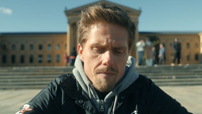 Twee sterren voor Hazes-docu: aftakeling wordt nergens in beeld ...