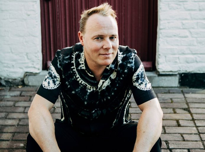 Jef Neve en z'n man verhuisden van Gent naar 't platteland: “Ik hoef ...