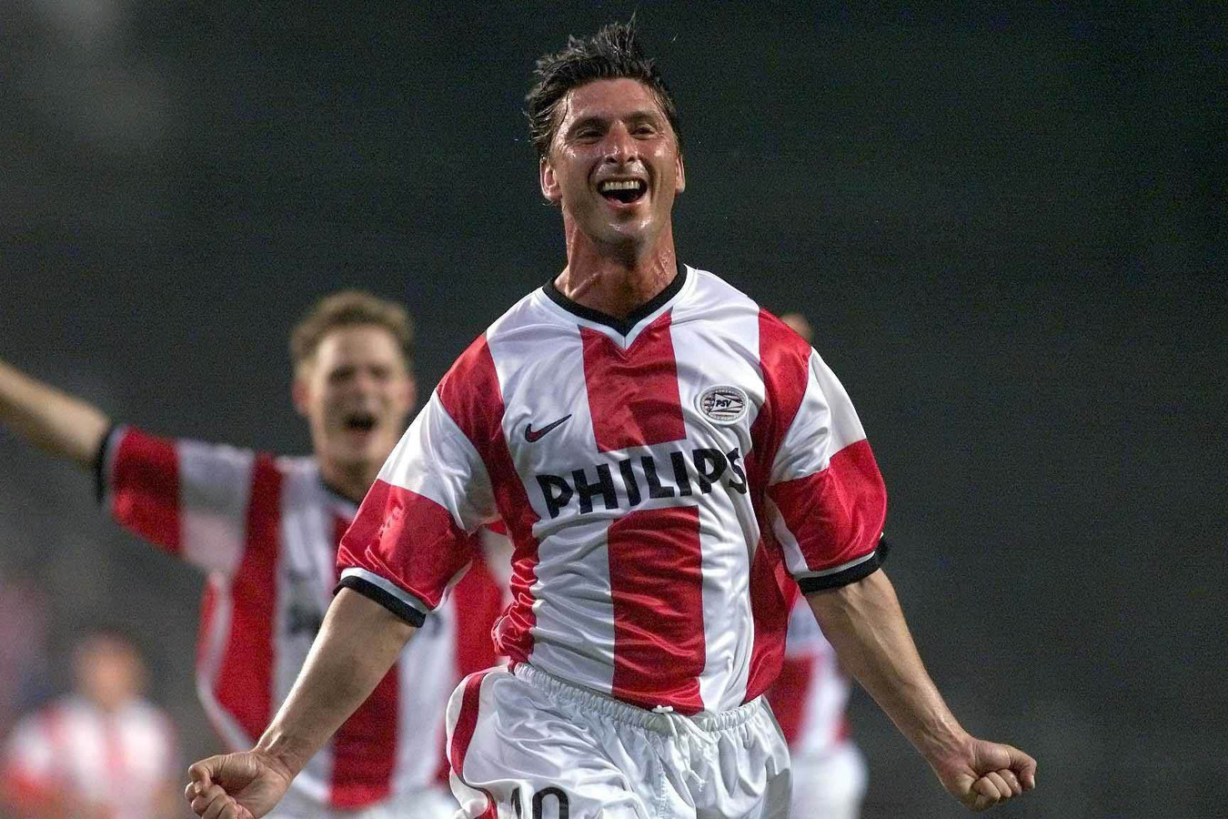 Hoe Luc Nilis direct vanuit het hotelbed PSV naar een fraaie zege in ...