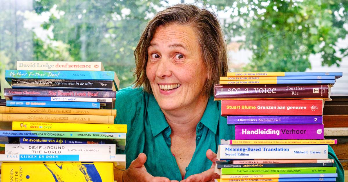 Waarom doof kind ongelukkig wordt als ouders hem niet in dovenwereld ...