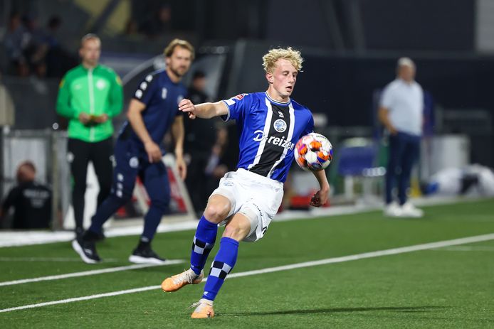 FC Den Bosch presenteert jongste contractspeler (16) ooit, ook Brabants ...