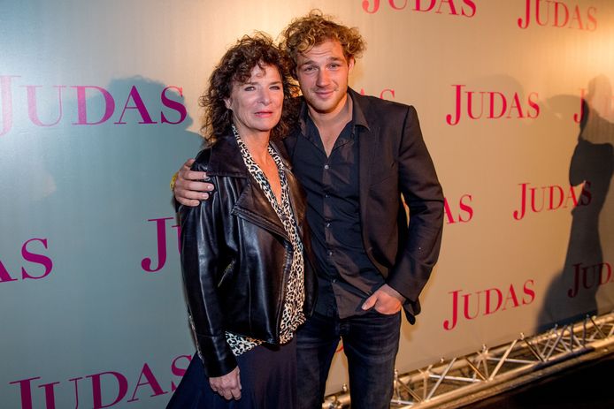 Nederlandse actrice Linda van Dyck, bekend van ‘Daens’, op 75-jarige ...