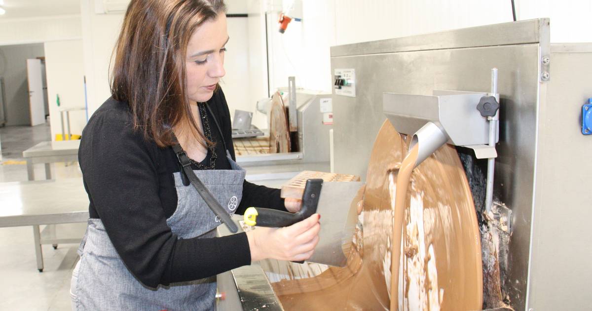 NET OPEN. Chocolatier Van Nevel toont trots gloednieuw atelier met ...