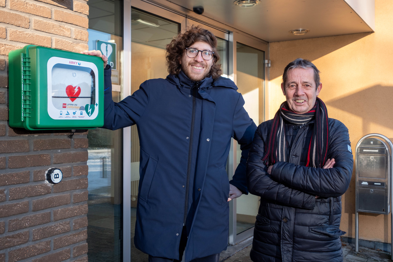 Nijlen investeert in nieuwe AED-toestellen | Foto | hln.be