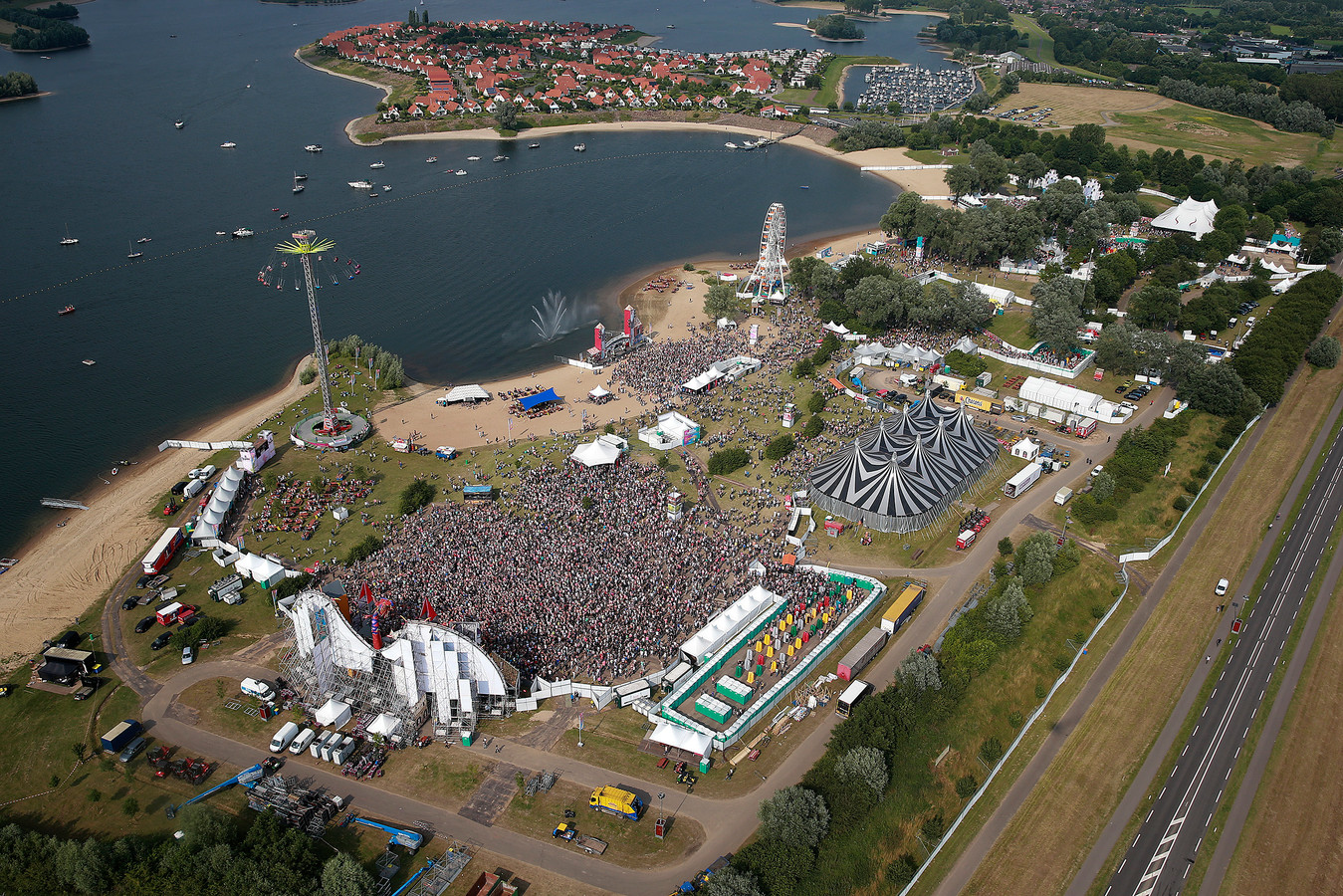In de achtertuin van Dreamfields: 'Je trilt hier weg dit weekend ...
