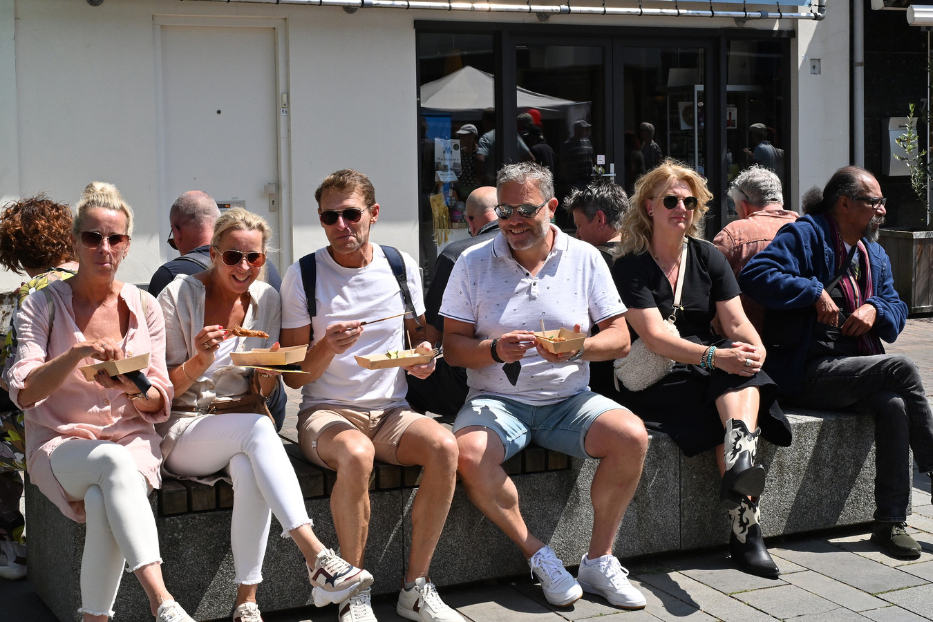 Onderzoek: Nederlanders zijn meer dan gemiddeld tevreden én best wel ...