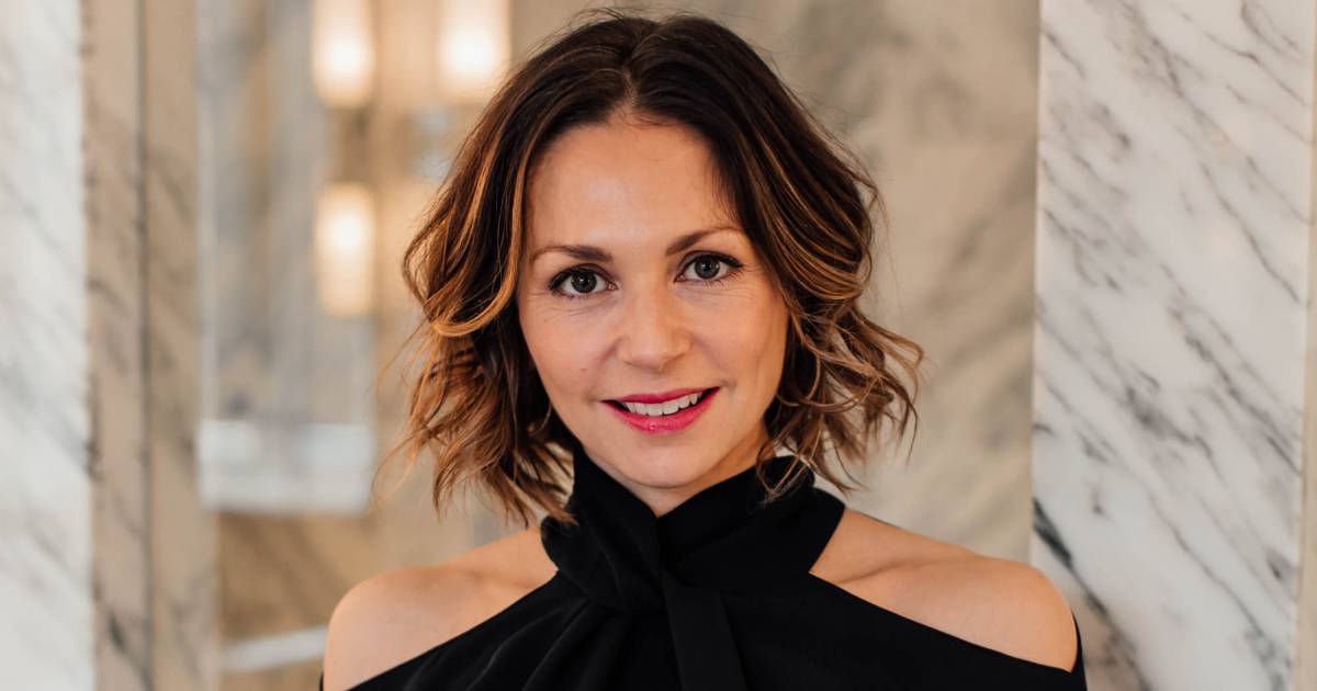 Gezichtsyoga houdt je jong: tips van expert Abigail James | Mode ...