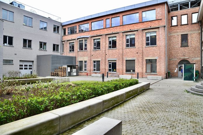 AZ Delta wil tijdelijk containergebouw plaatsen op binnenplein ...
