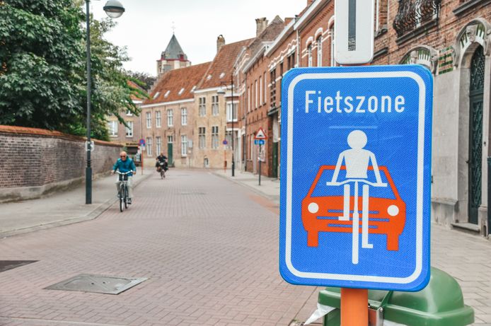 Acht fietsstraten in centrum Maldegem vormen voortaan fietszone ...
