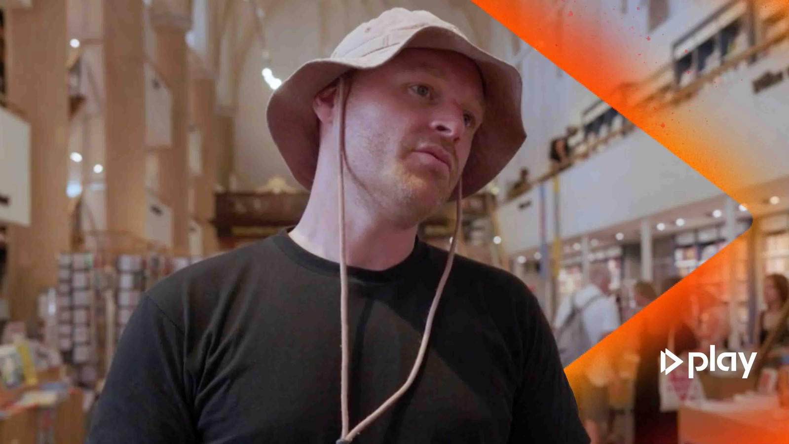 Rapper Sticks laat zijn favoriete plekken van Zwolle zien | Foto | AD.nl