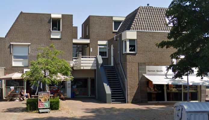 Lichaam van man gevonden onderaan trap in centrum Someren | Eindhoven ...