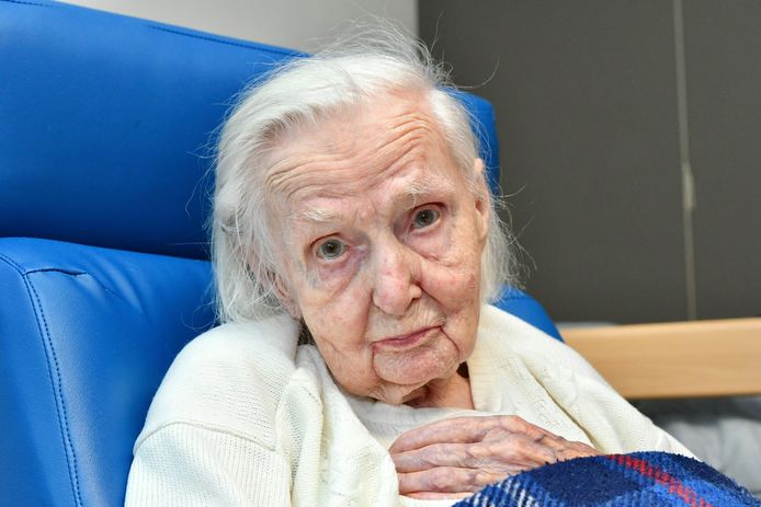 Maria-Louisa wordt 102 en is oudste inwoner van Menen | Menen | hln.be