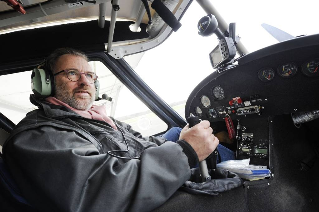 Video | Piloot Martin Grevers uit Eibergen volgt werk aan N18 vanuit de ...