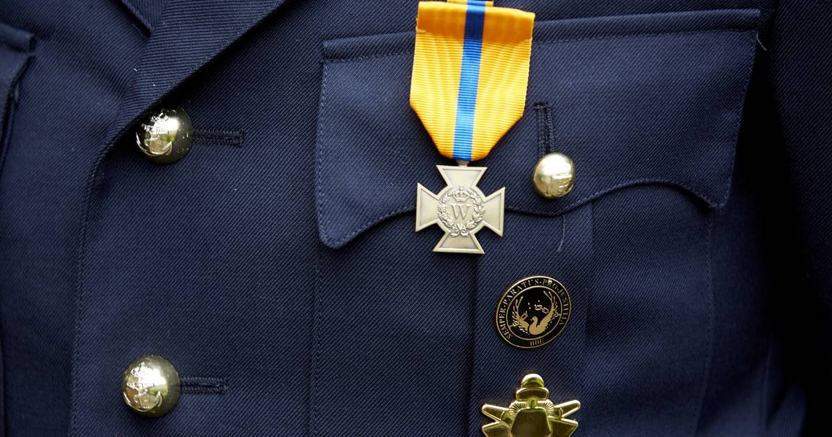 Nederlandse veteraan krijgt na 66 jaar toch beloning voor heldendaad ...