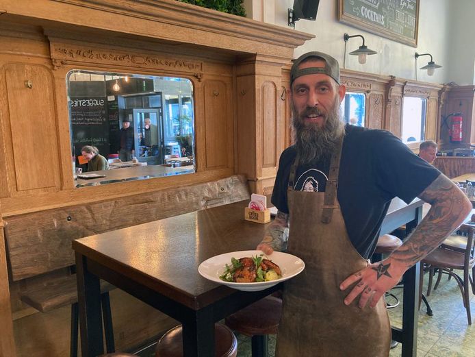 RESTOTIP. Café Sport: traag gegaard buikspek op restaurantniveau ...