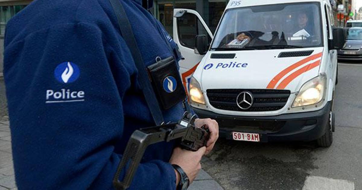 Au moins un incident avec une arme à feu par mois à la police fédérale ...