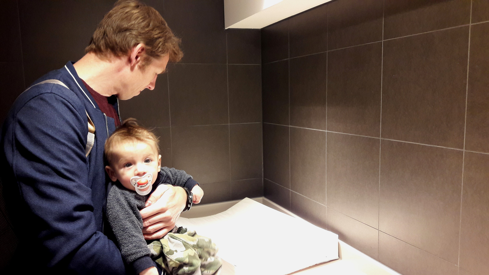 Waar kan een vader zijn baby verschonen in Den Bosch? Proef op de som ...