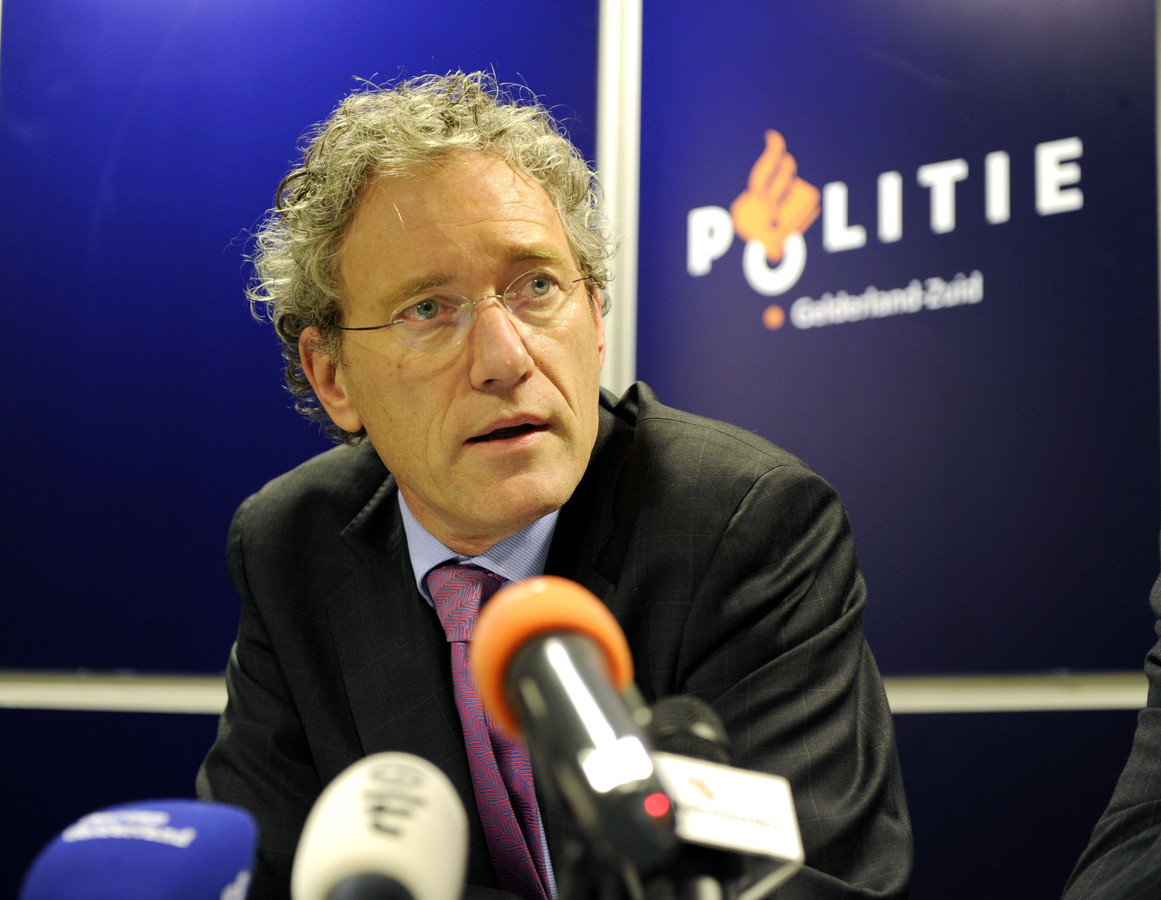 Kritiek D66-senator Thom de Graaf op plan infiltranten | Foto | AD.nl