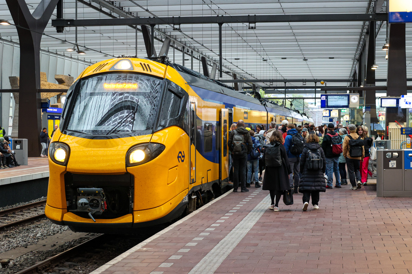 Hoe denken de partijen over de belangrijkste thema's? In acht minuten ben je bij | Foto ...