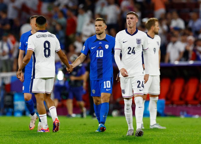 Engeland groepswinnaar na andermaal matige match tegen Slovenië, Kane ...
