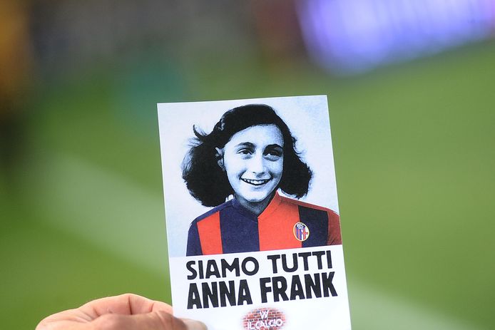 Ook stickers Anne Frank bij Leipzig | Sport | AD.nl