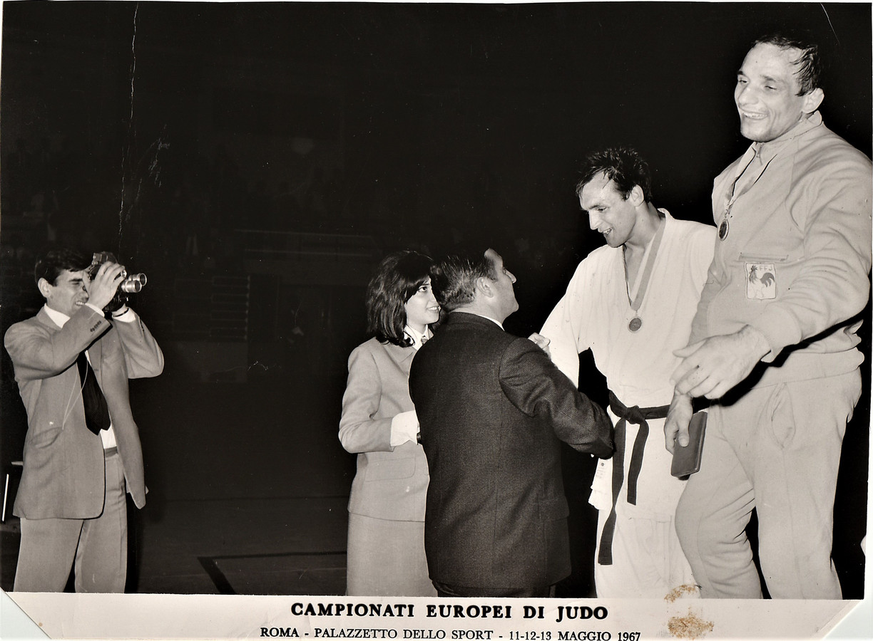 In de schaduw van Anton Geesink en Wim Ruska judoot Helmondse Eddie ...