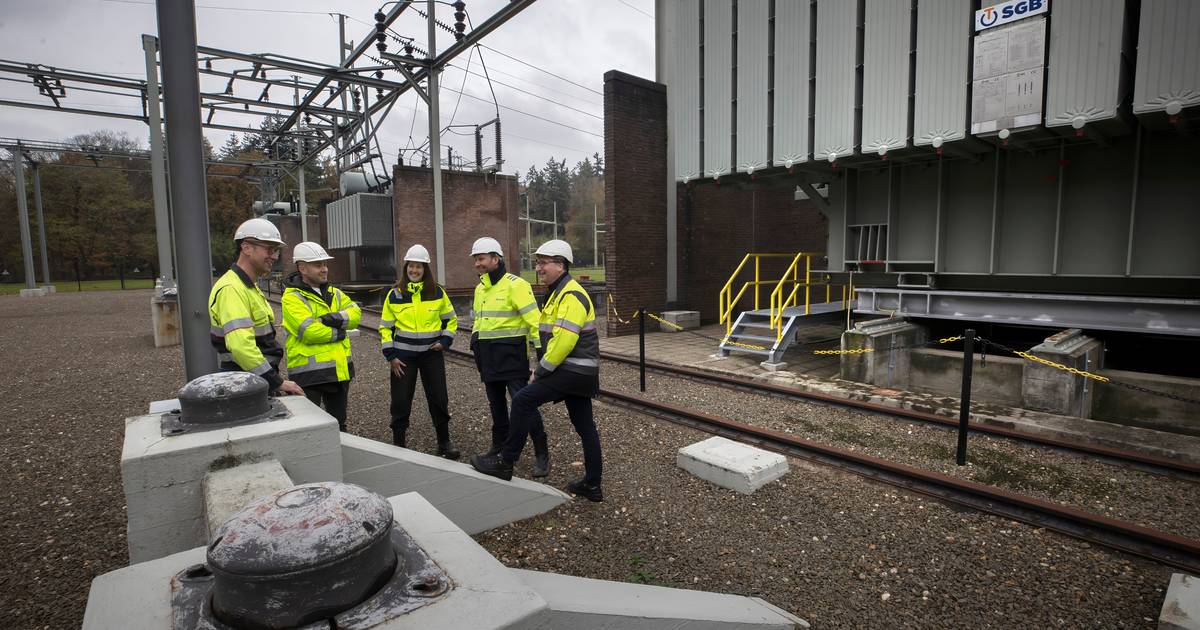 Stroomcrisis kan woningbouw in de regio flink dwars zitten, Enexis waarschuwt: ‘We willen niet ...